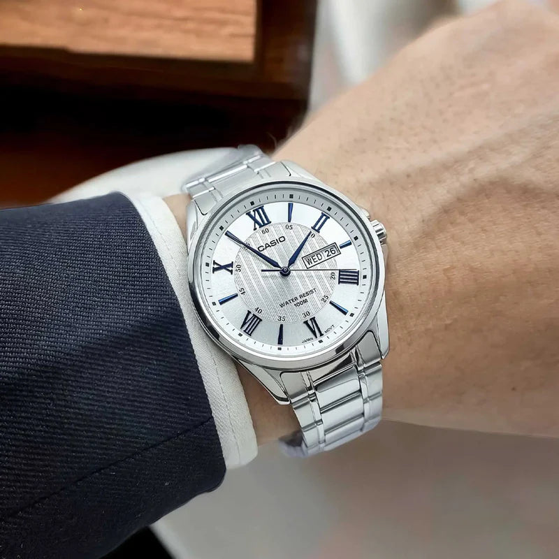 Casio Day Date Men's Silver Analogue Watch MTP-1384D-7A2VDF 41mm ...